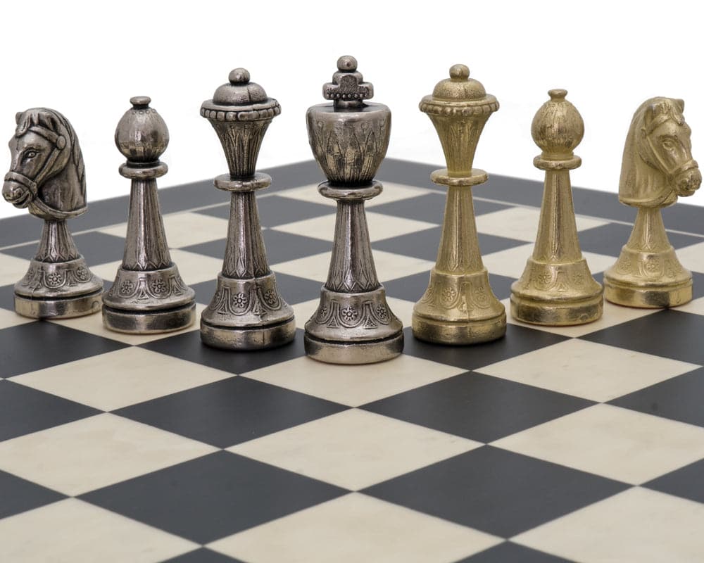 The Finnesburg and Black Classic Chess Set – ChessSets.co.uk